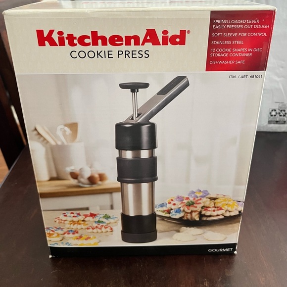 KitchenAid | Kitchen | Kitchen Aid Cookie Press With 2 Unique Shaped ...